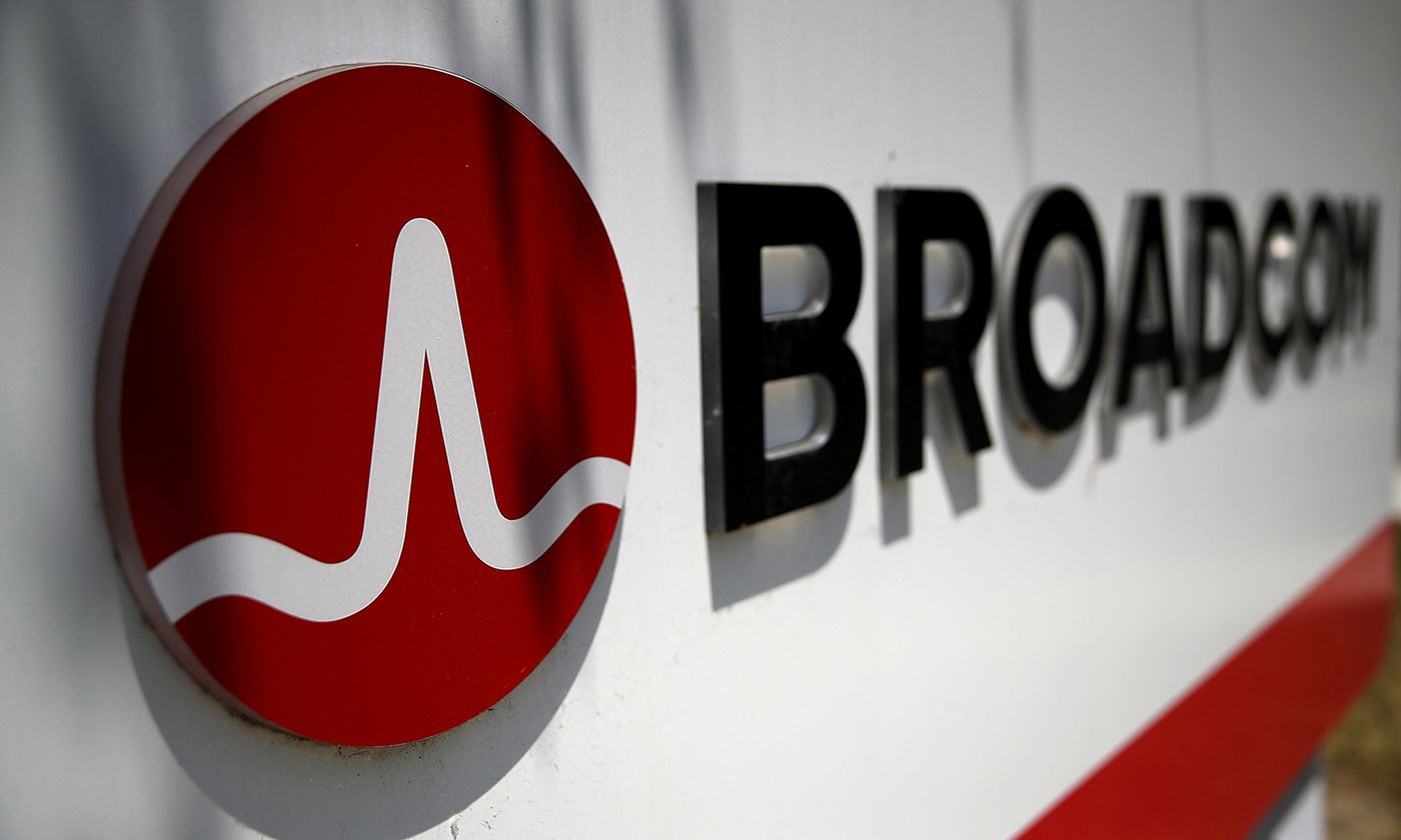 Broadcom Cuts VMware Partner Ranks — Analysts Call It Ruthless but Strategic | ChannelE2E