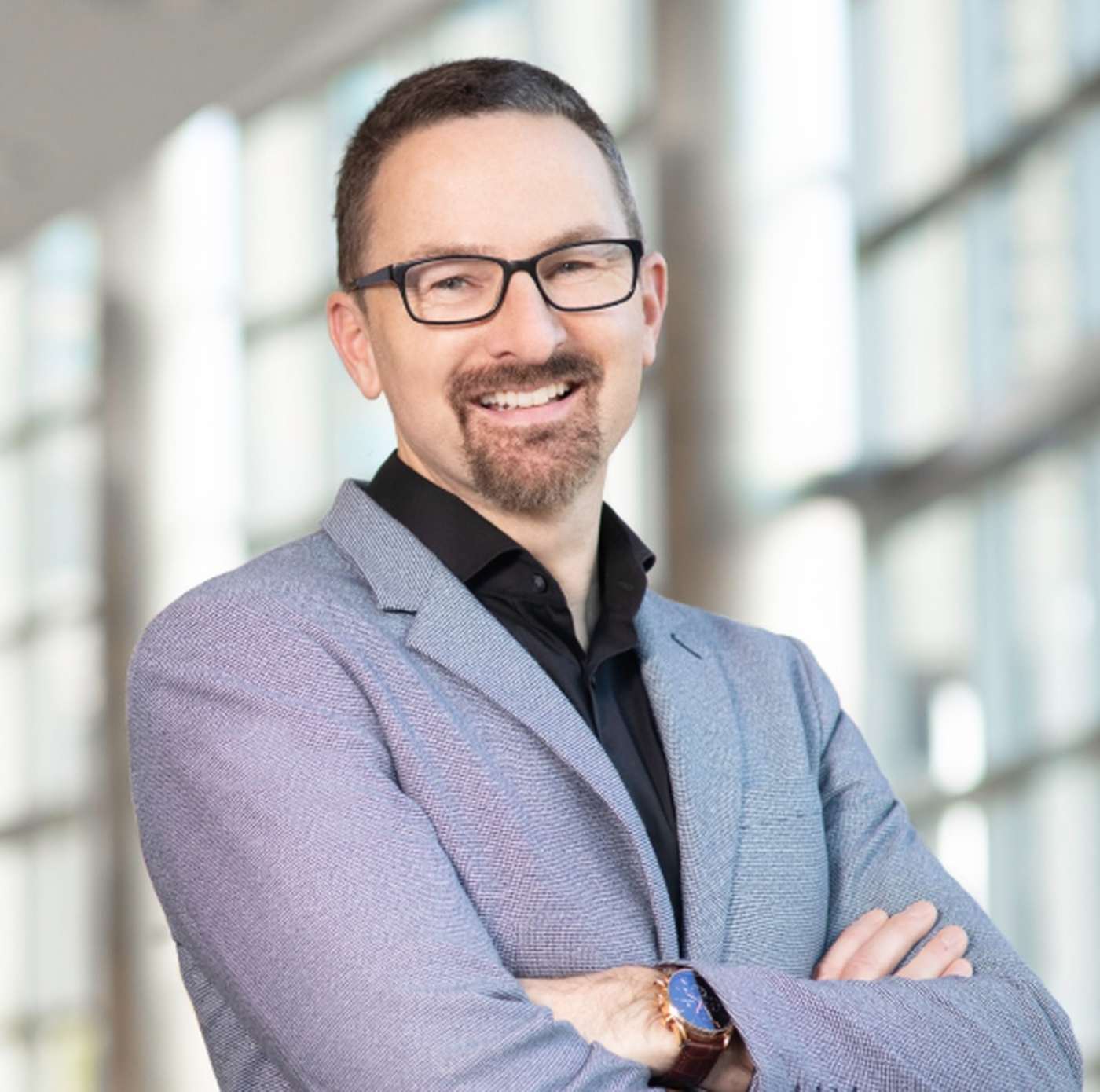 Building Cyber Resilience: AI Threats, Mid-Market Risks & Ransomware Trends – Eyal Benishti ...